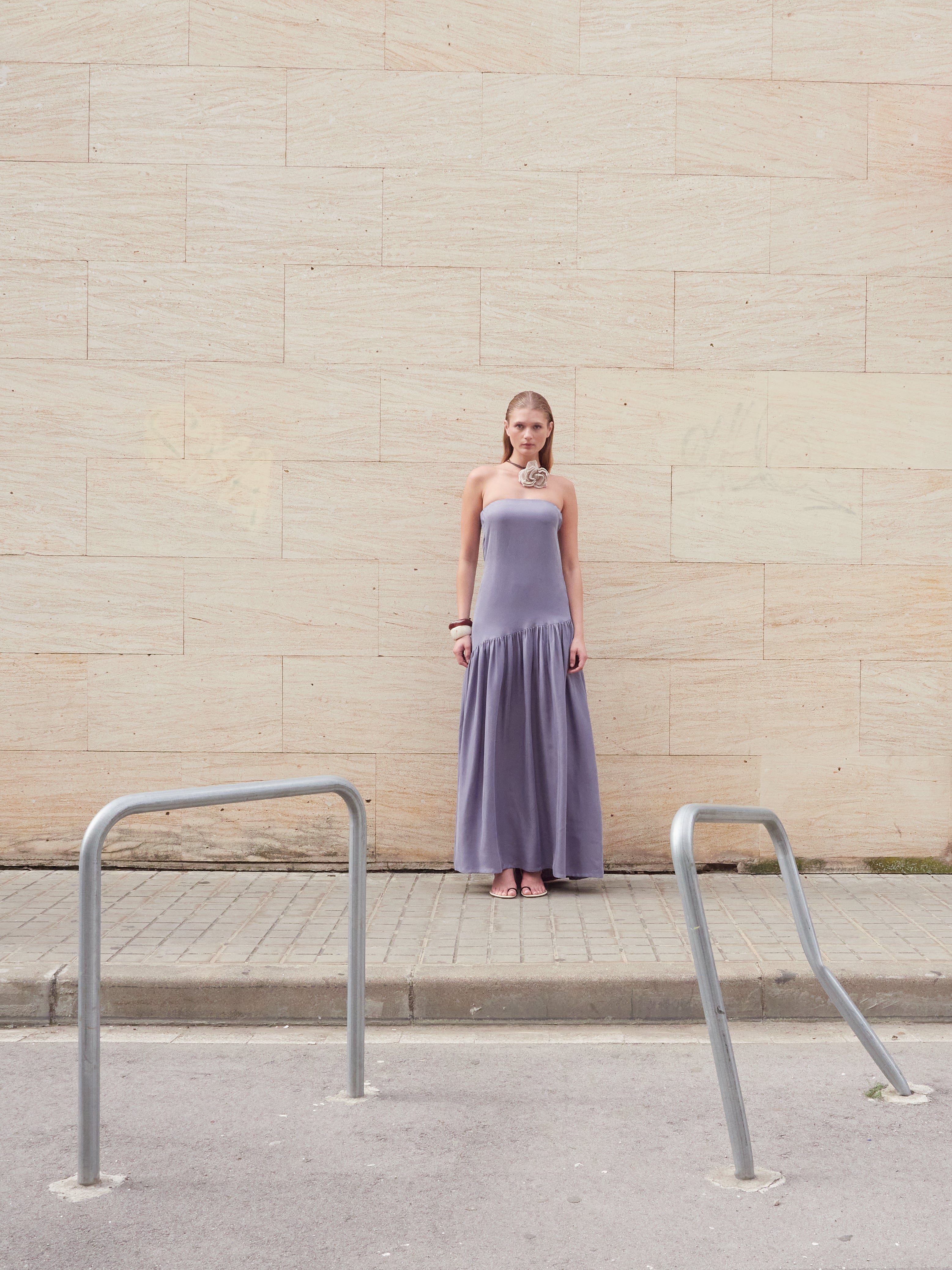 CUSTOMIZE YOUR DRESS IN ANY COLOR