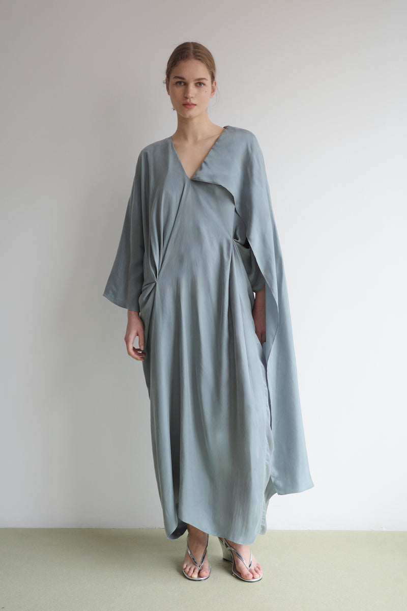 CUSTOMIZE YOUR DRESS IN ANY COLOR